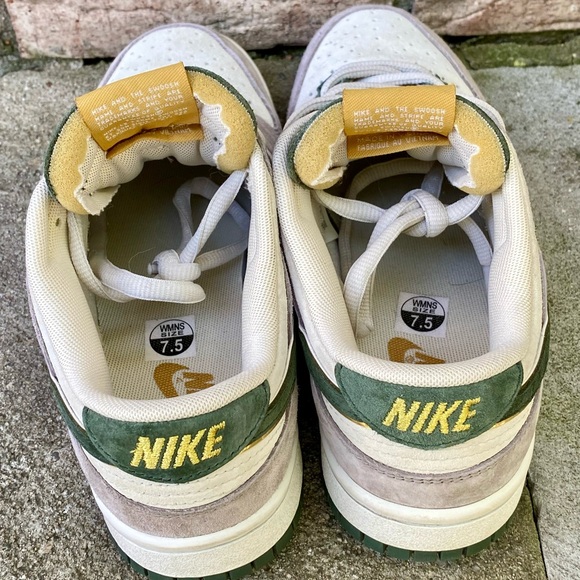 Nike | Shoes | Nike Sb Dunk Low X Otomo Katsuhiro Green Wns Size 75 | Poshmark